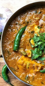 Garlic Chilli Curry Recipe - Misty Ricardo's Curry Kitchen - Recipe